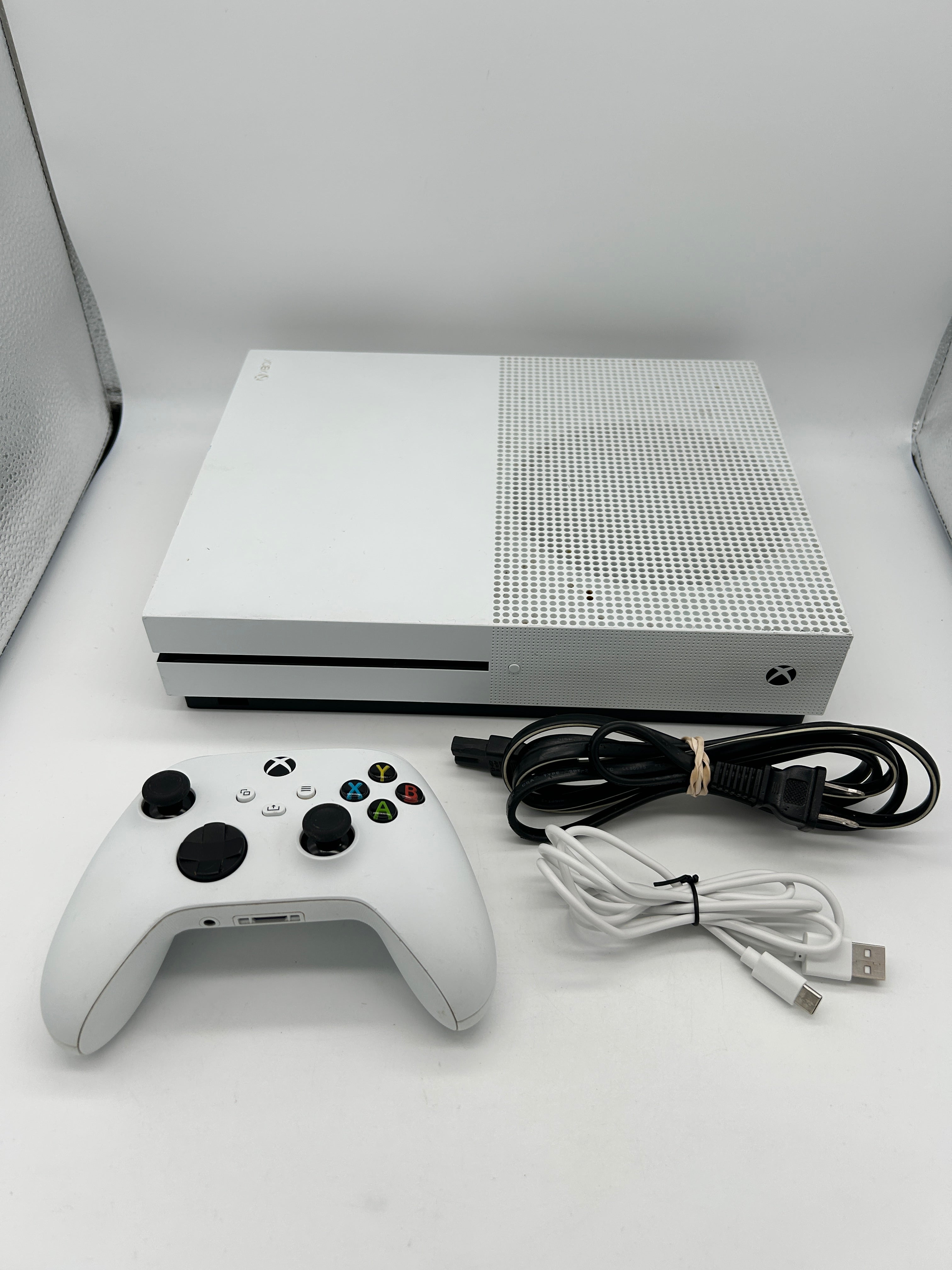MiCROSOFT XBOX ONE S CONSOLE | ORiGiNAL WHITE 500 GB | MODEL 1581 ...